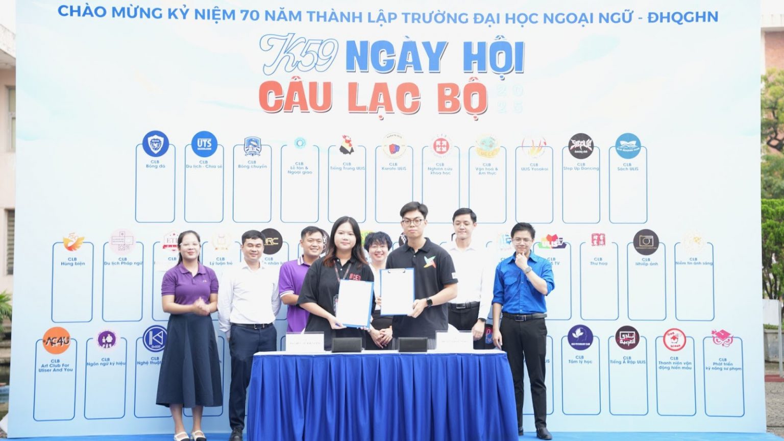 ULIS CLUB DAY và CHÀO NGOẠI NGỮ 2025: Vùng trời sắc màu – Phòng Đào tạo ...